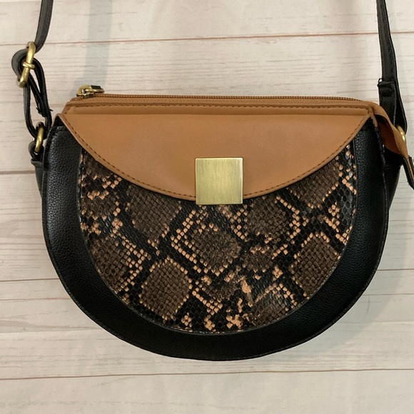 Faded Glory | Bags | Faded Glory Vegan Leather Small Saddle Bag Style ...